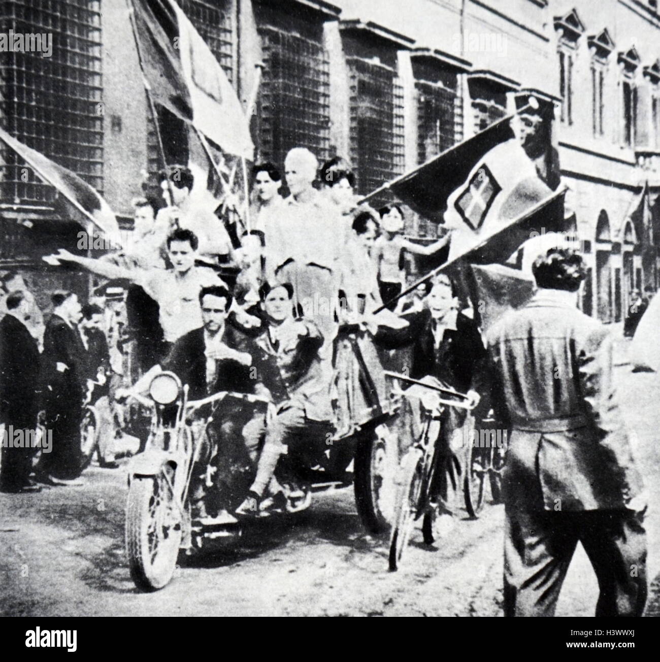 Fascism hi-res stock photography and images - Alamy