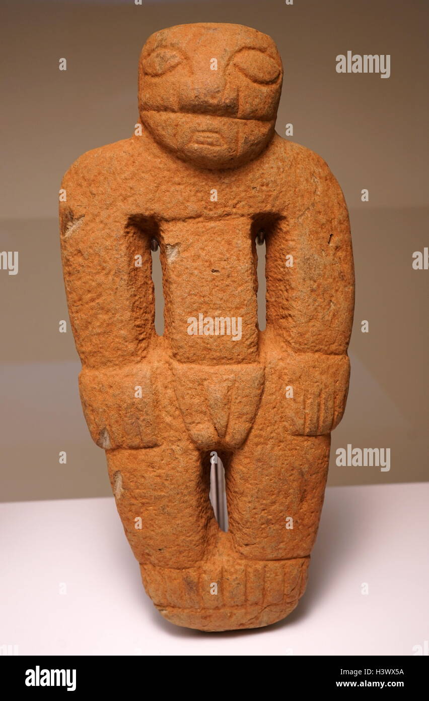 Pedra stone peg-base figure from Costa Rica. Dated 11th Century Stock ...
