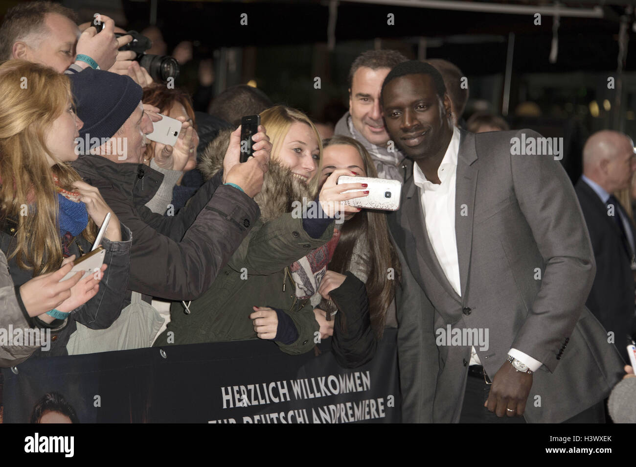 Omar sy inferno film hi-res stock photography and images - Alamy