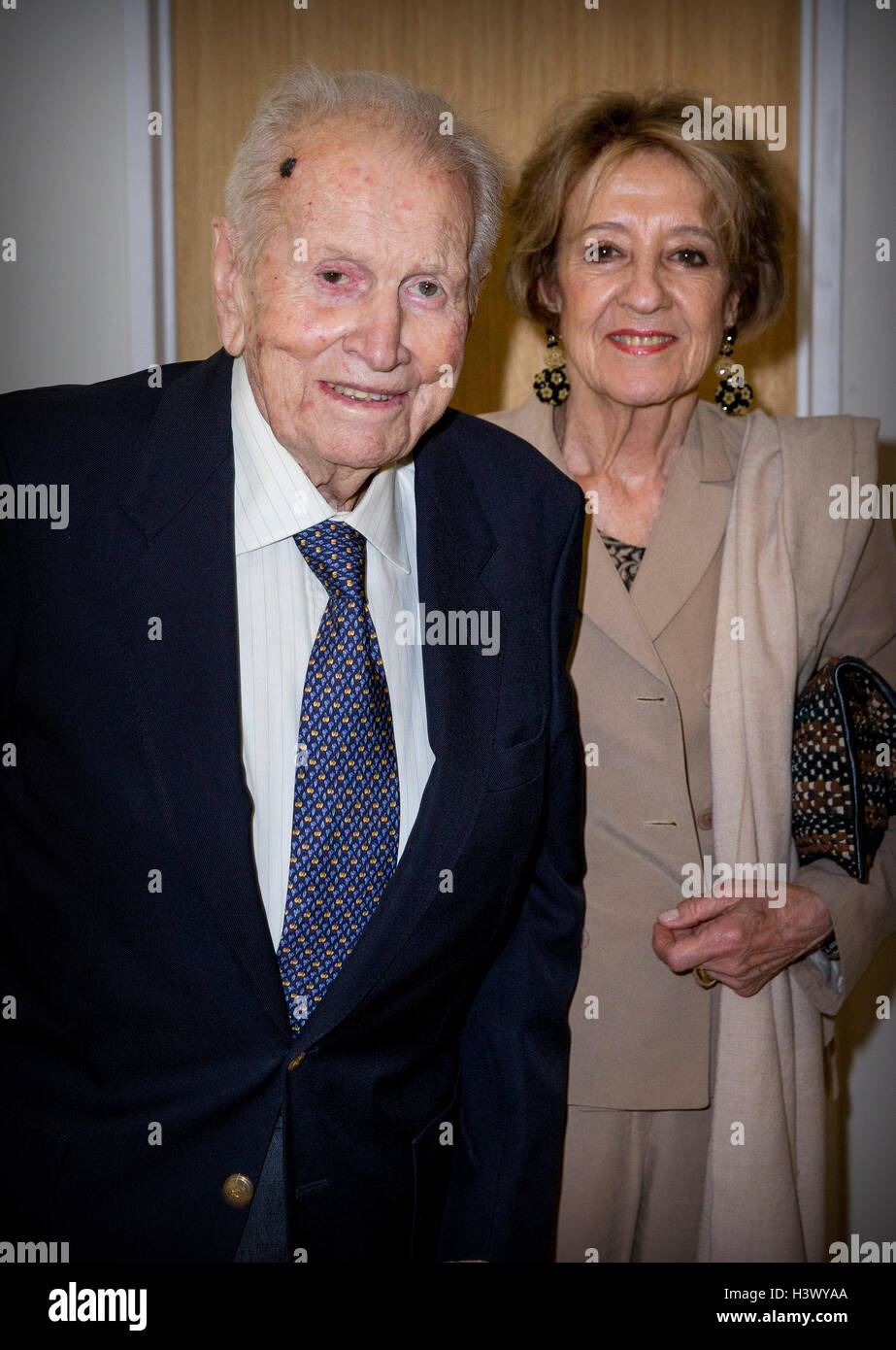 Queen Maxima of The Netherlands with her parents Jorge Zorreguieta and ...