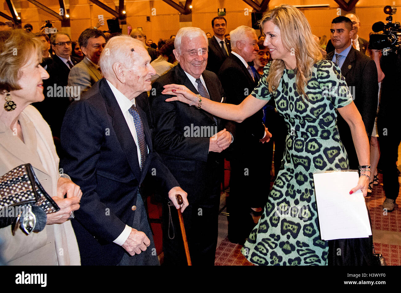 Queen Maxima of The Netherlands with her parents Jorge Zorreguieta and ...