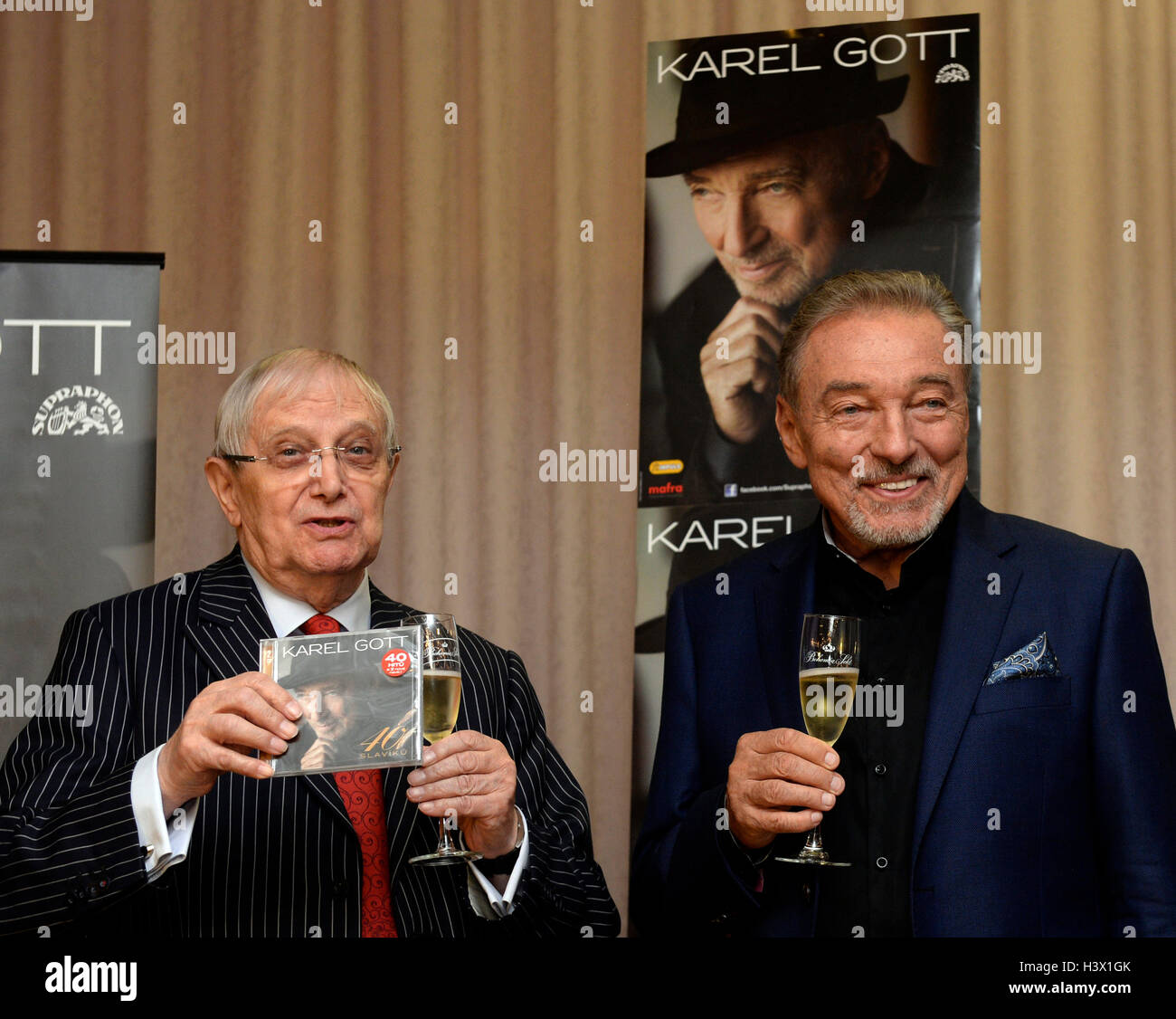 Jiri suchy right hi-res stock photography and images - Alamy