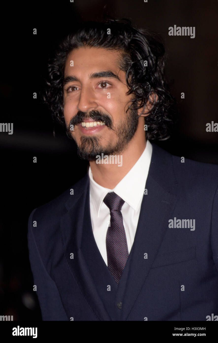 Dev patel lion hi-res stock photography and images - Alamy