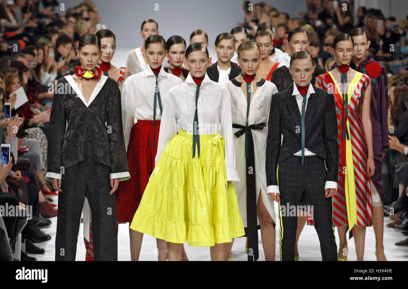 Kiev, Ukraine. 12th Oct, 2016. Models present a creation by brand ...