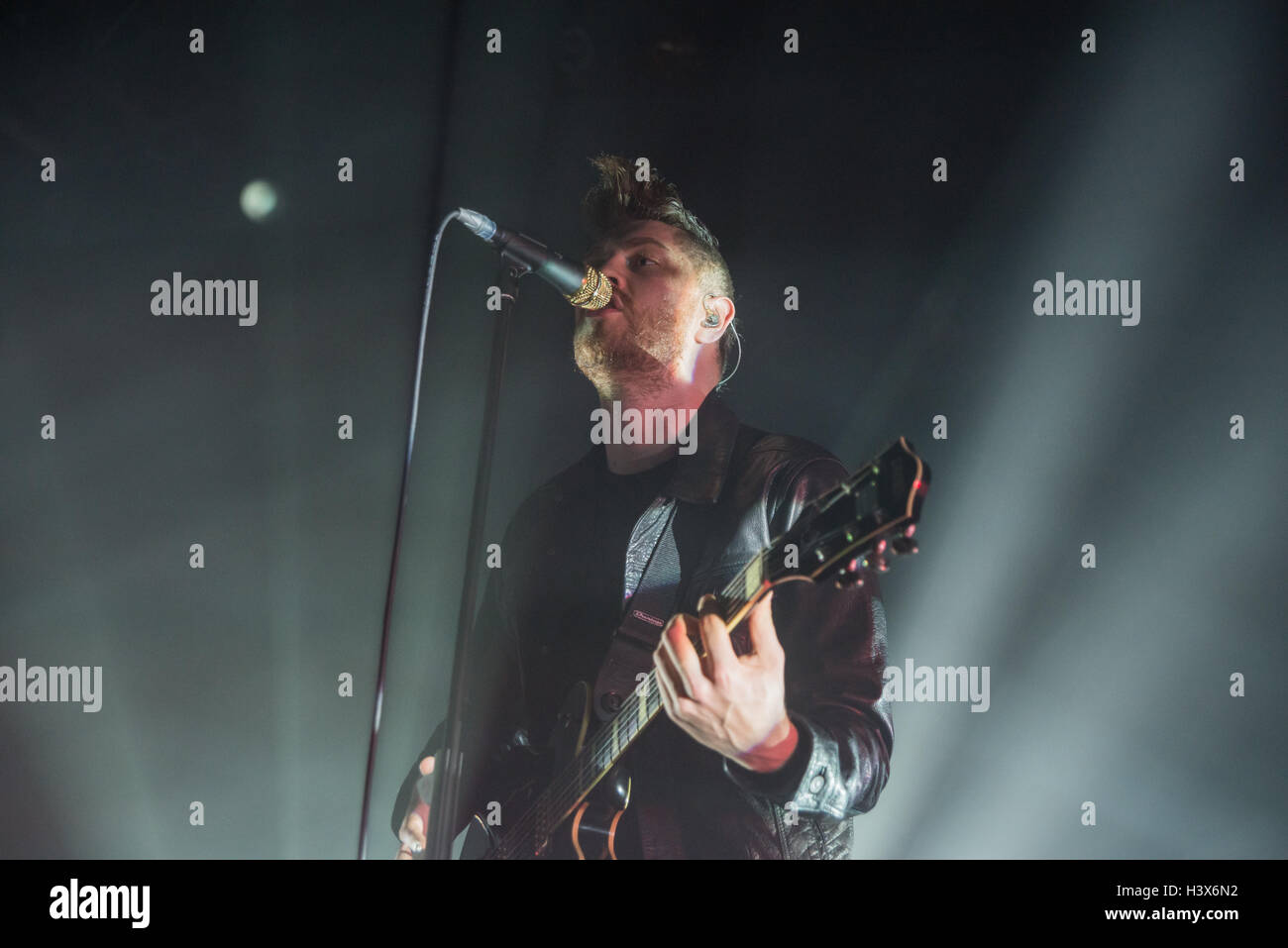 London UK, 12th October 2016. Scottish band Twin Atlantic perform on ...