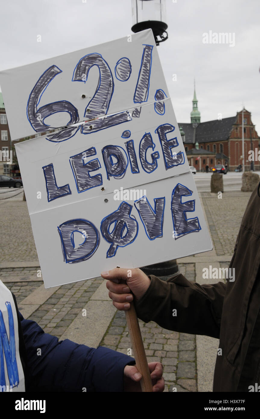Copenhagen, Denmark. 13th Oct, 2016. Deaf community in Copenhagen stage ...