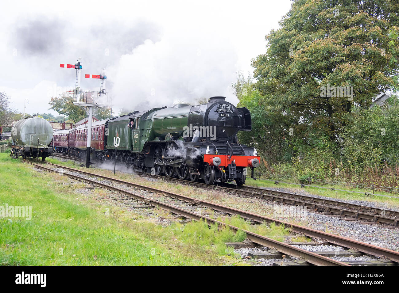 Bury, Uk. 13th Oct, 2016. World famous steam engine, Flying Scotsman ...