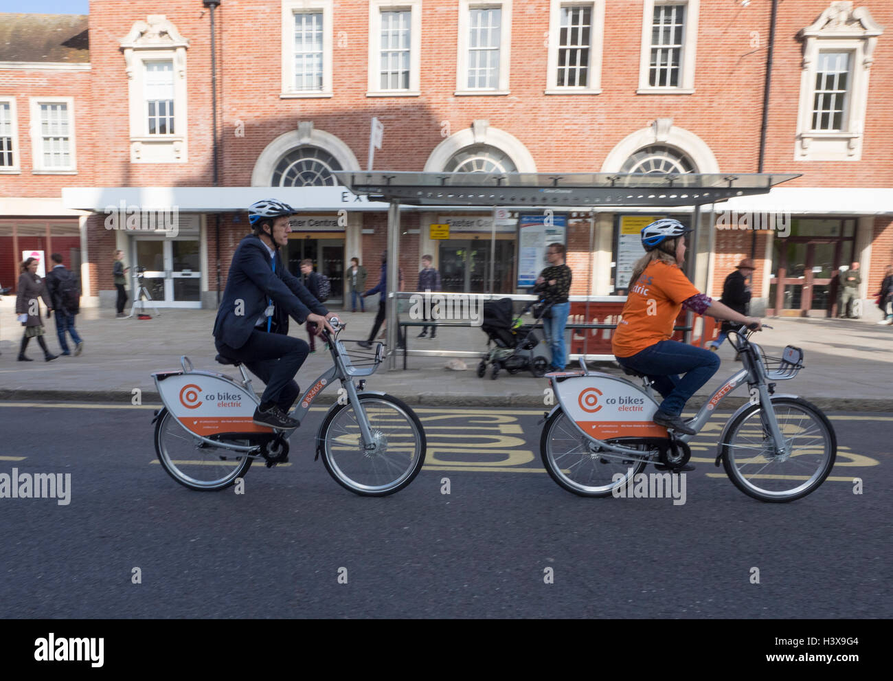 Exeter central station hi-res stock photography and images - Alamy