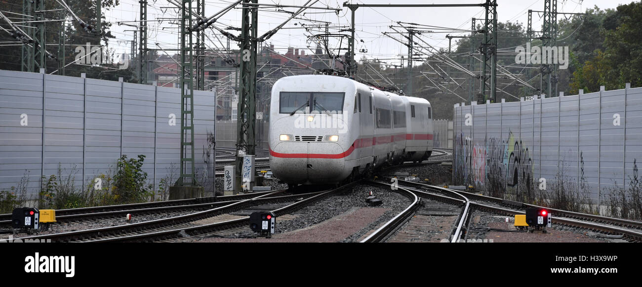A measurement train ICE-S arrives in Erfurt, Germany, 12 October 2016 ...