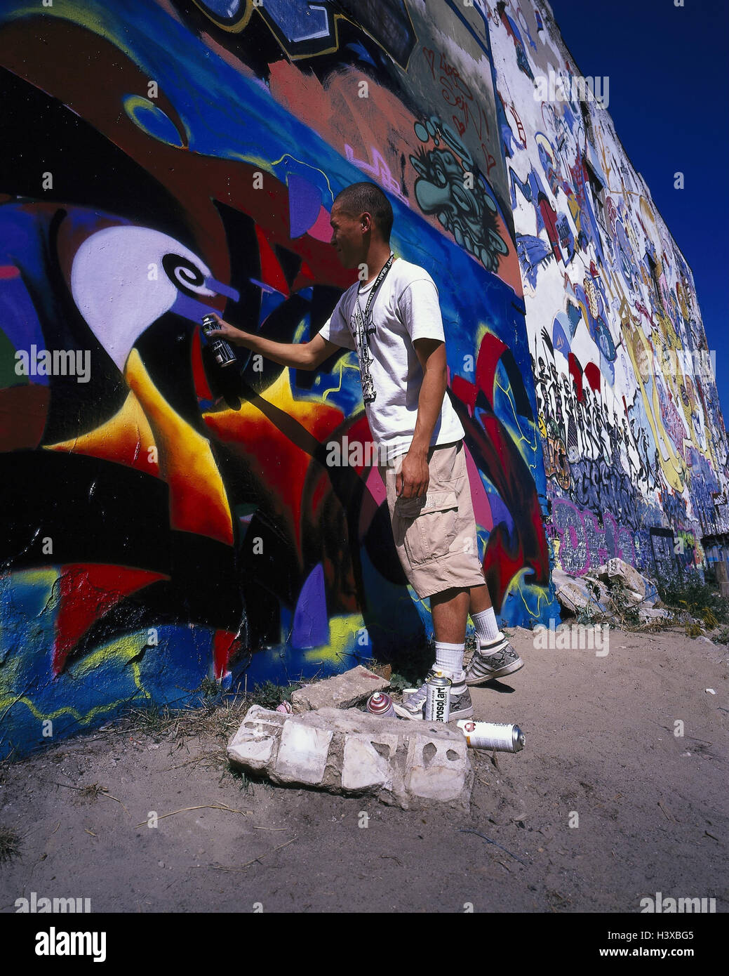 Graffiti goal hi-res stock photography and images - Alamy