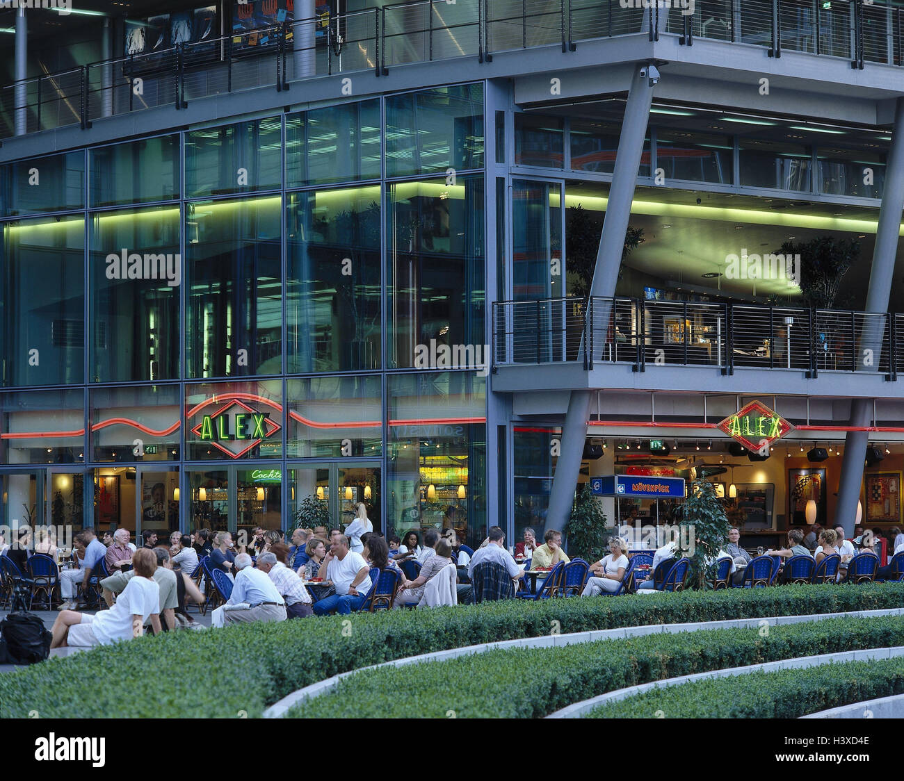 Germany, Berlin, Potsdam space, Sony centre, atrium, cafe "Alex ...