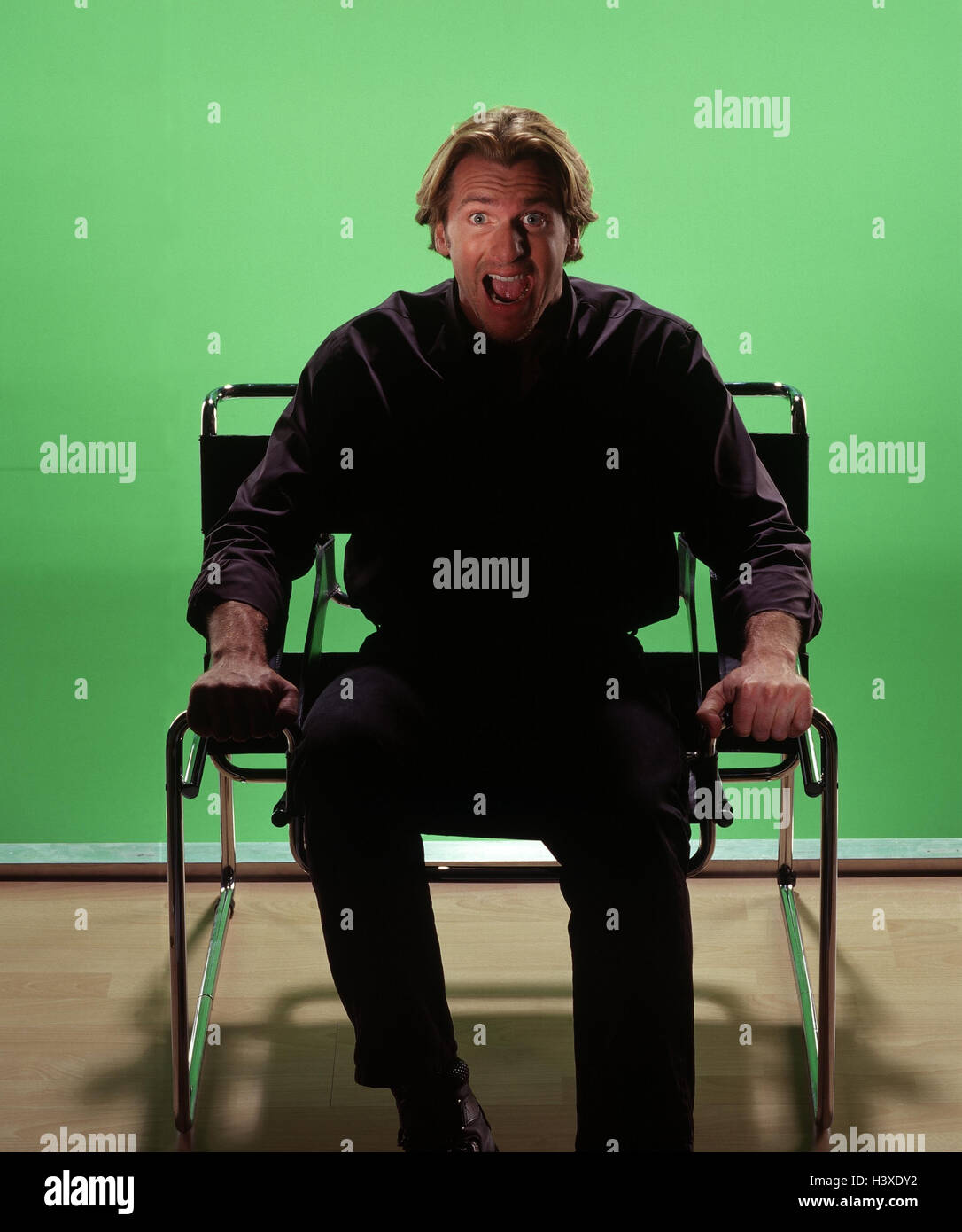 Man, sit, chair, facial play, fright, terror, hairs, blond, clothes ...