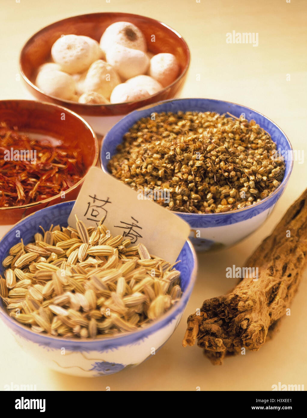 Herbs, in Chinese, dryly, various, product photography, inside ...