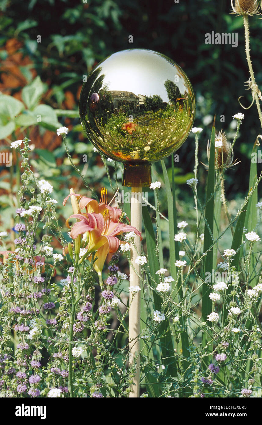 Flower sphere hi-res stock photography and images - Alamy
