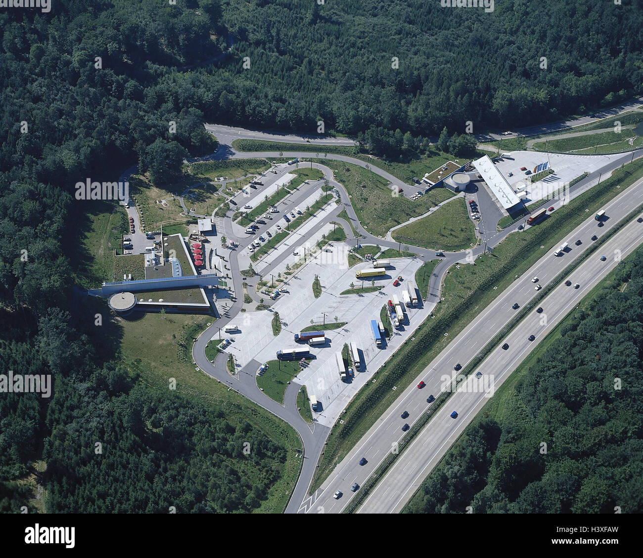 Motorway service area hi-res stock photography and images - Alamy