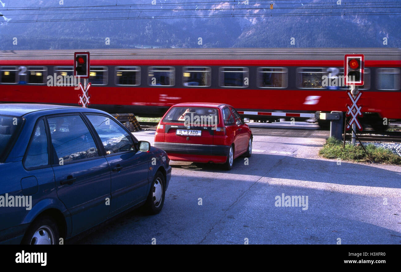 Railroad signals hi-res stock photography and images - Alamy