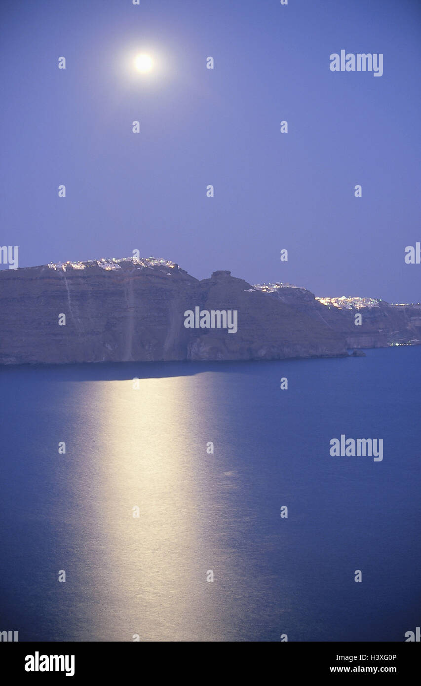 Greece, the Cyclades, Santorin, Caldera, town view, moon, mirroring ...