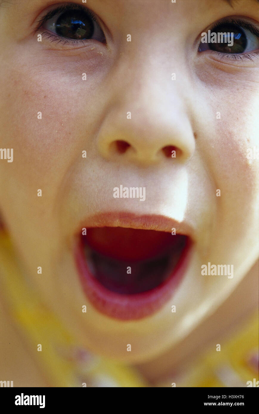 Infant, look, facial play, is surprised, shout, detail, child ...