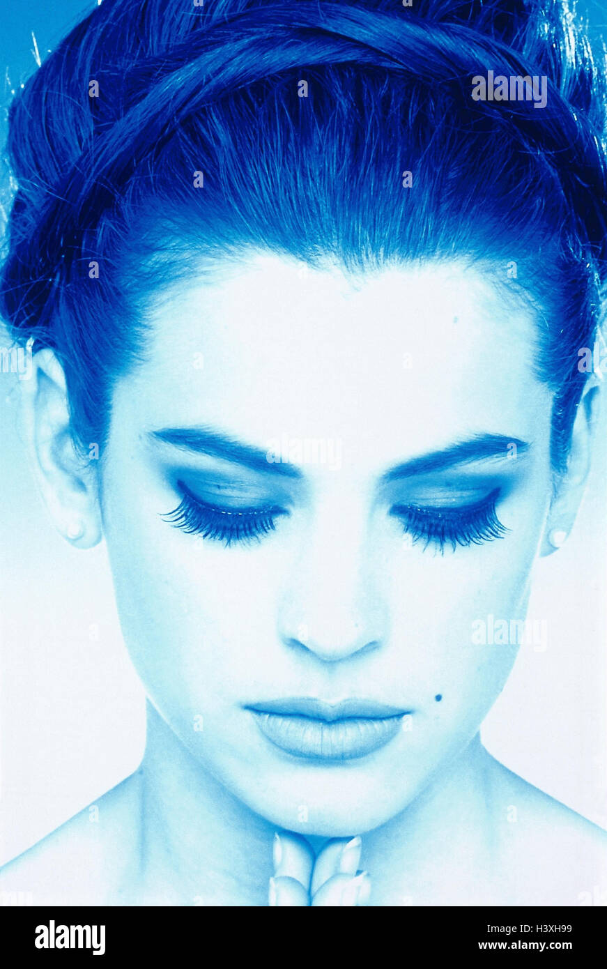 Woman, young, brunette, make-up, view lowered, portrait, blue filter ...