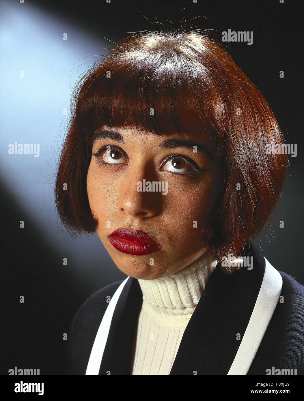 Uninterestedly hi-res stock photography and images - Alamy