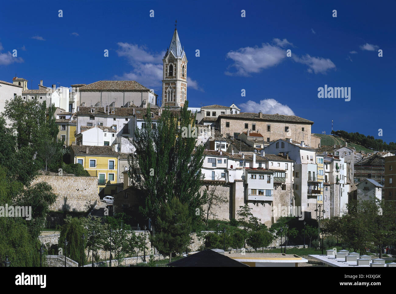 Spain, Castile, Cuenca, town view, Zentralspanien, province La Mancha ...