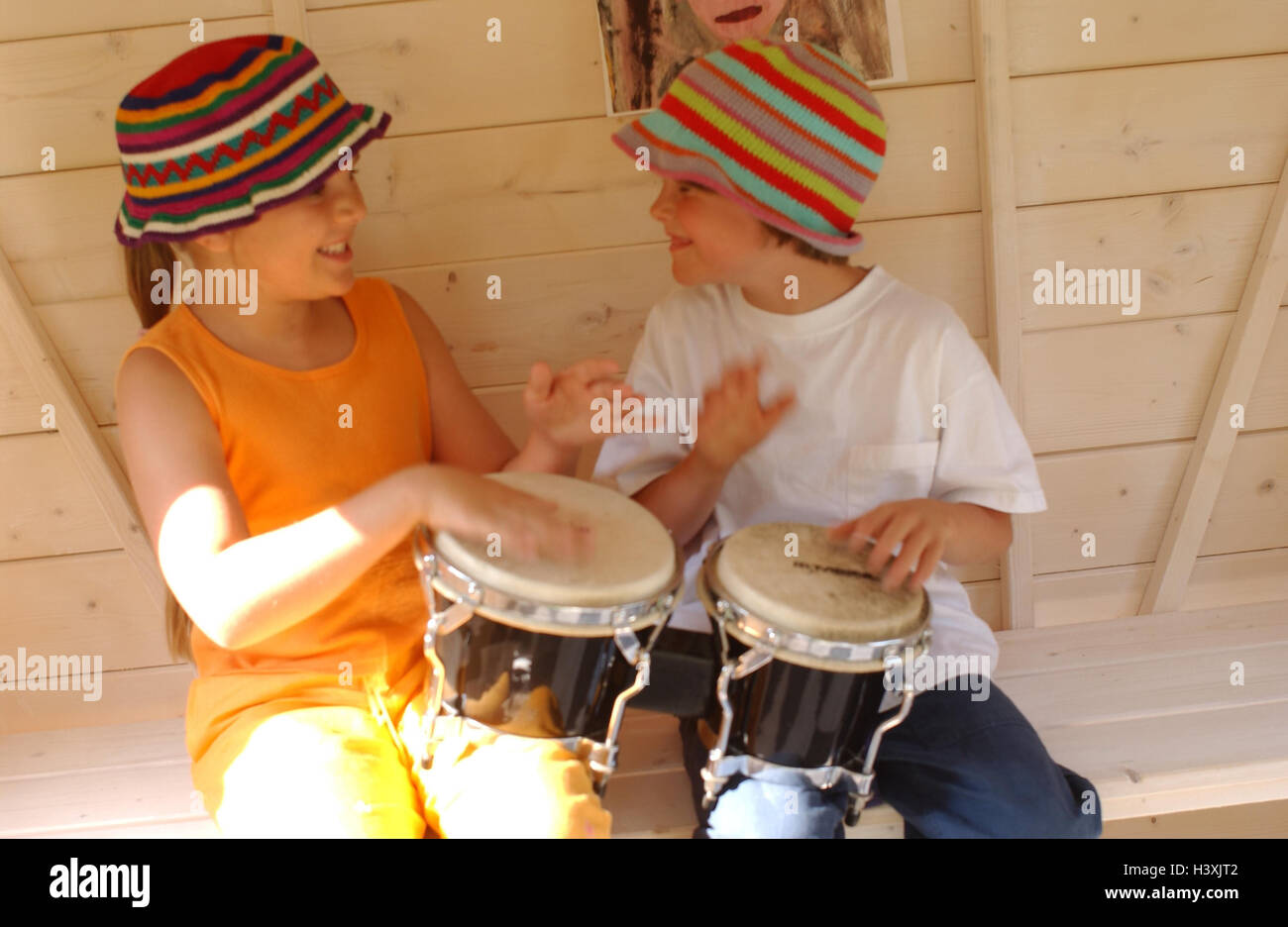 Bongos and boy hi-res stock photography and images - Alamy