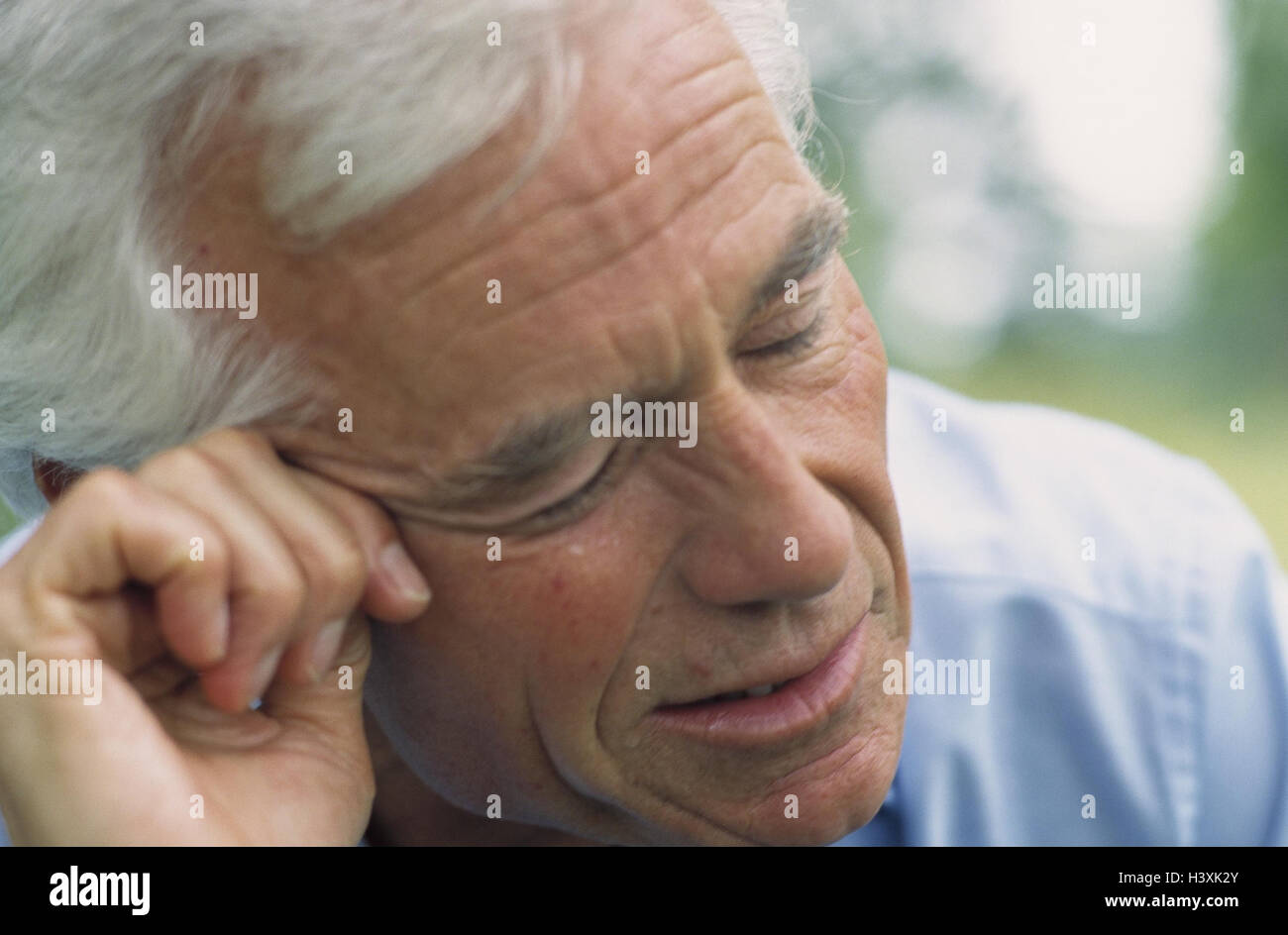 Senior, sadly, weep, gesture, portrait, model released, man, pensioner ...