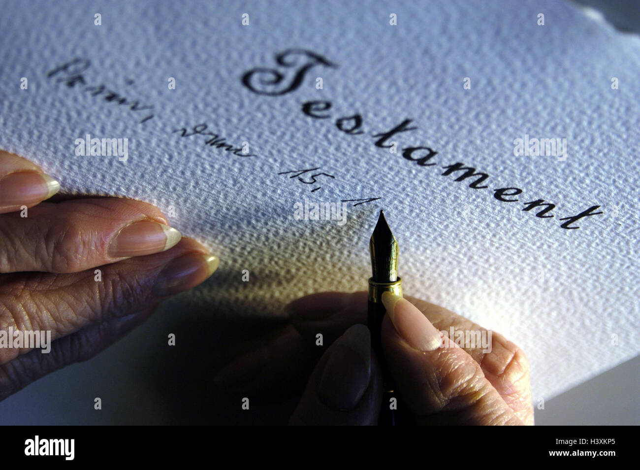 Letter handwritten hi-res stock photography and images - Alamy