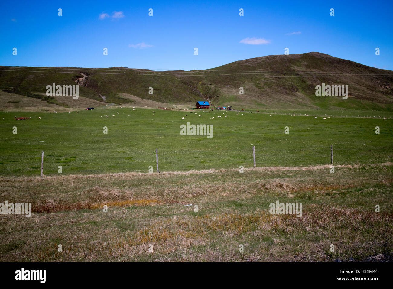 Small farm in rural hi-res stock photography and images - Alamy