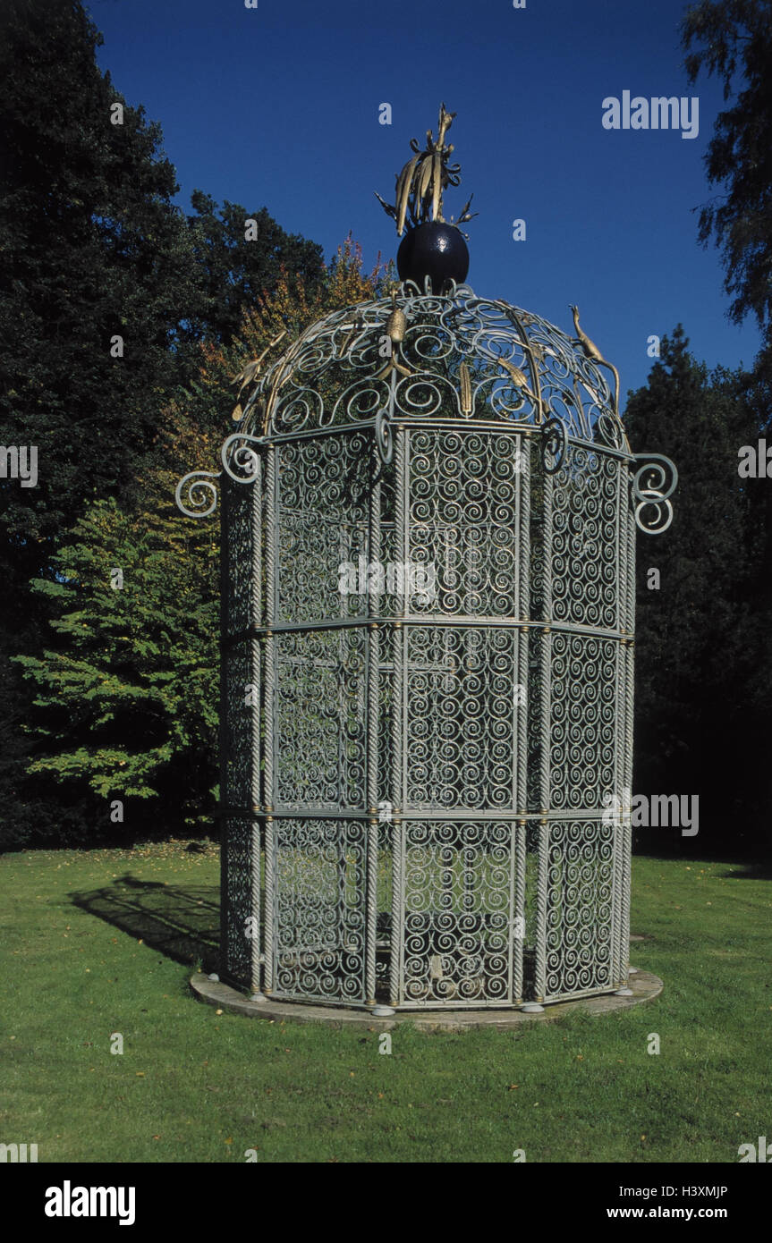 Largest pavilion hi-res stock photography and images - Alamy