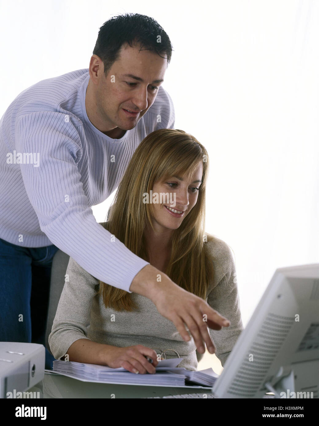 Office, man, woman, computer, explanation business, workplace, work ...