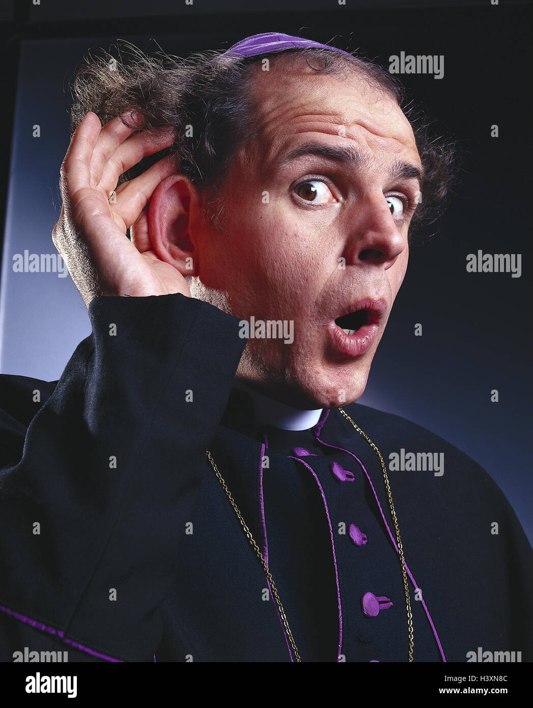 Priests portrait hi-res stock photography and images - Alamy