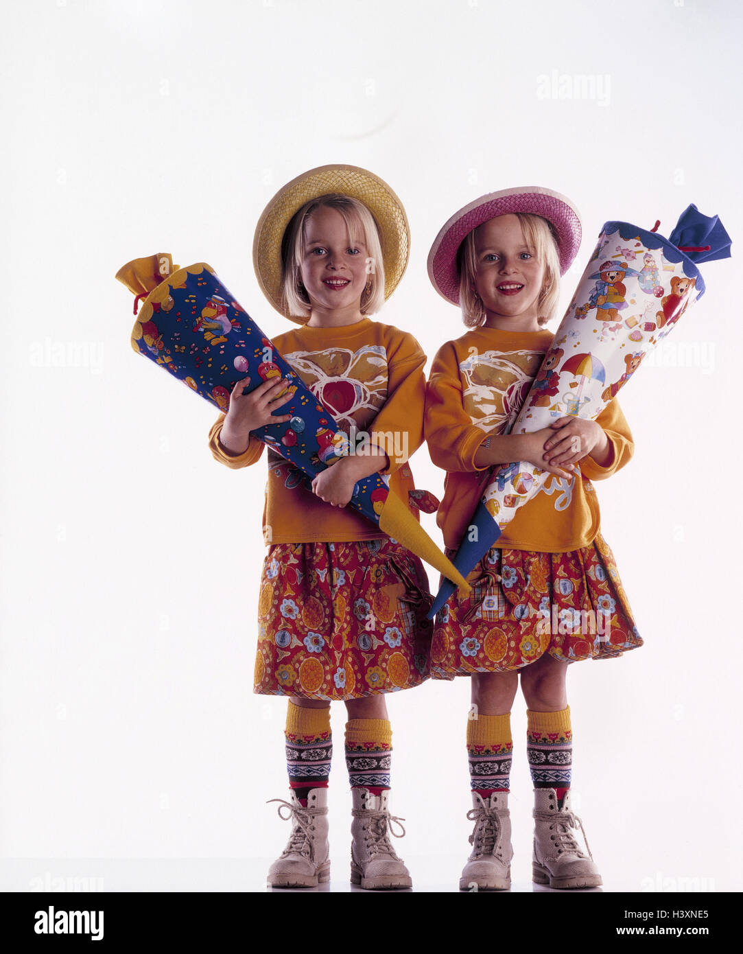Girls, twins, school bags, enrolment school children, school, schoolboy ...