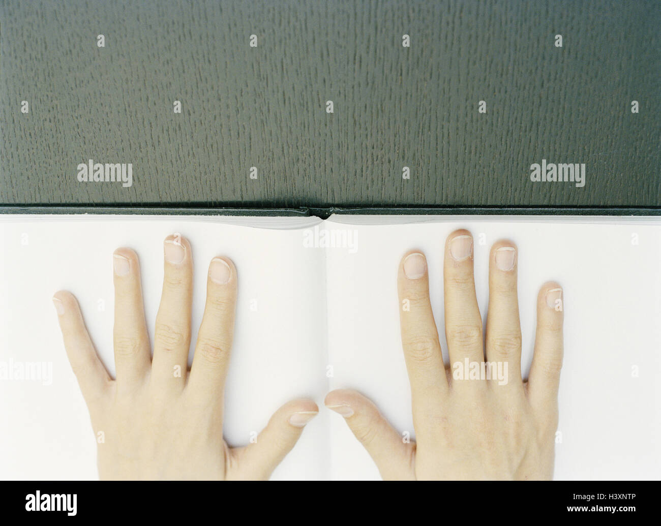 Book, opened, women, hands Stock Photo - Alamy