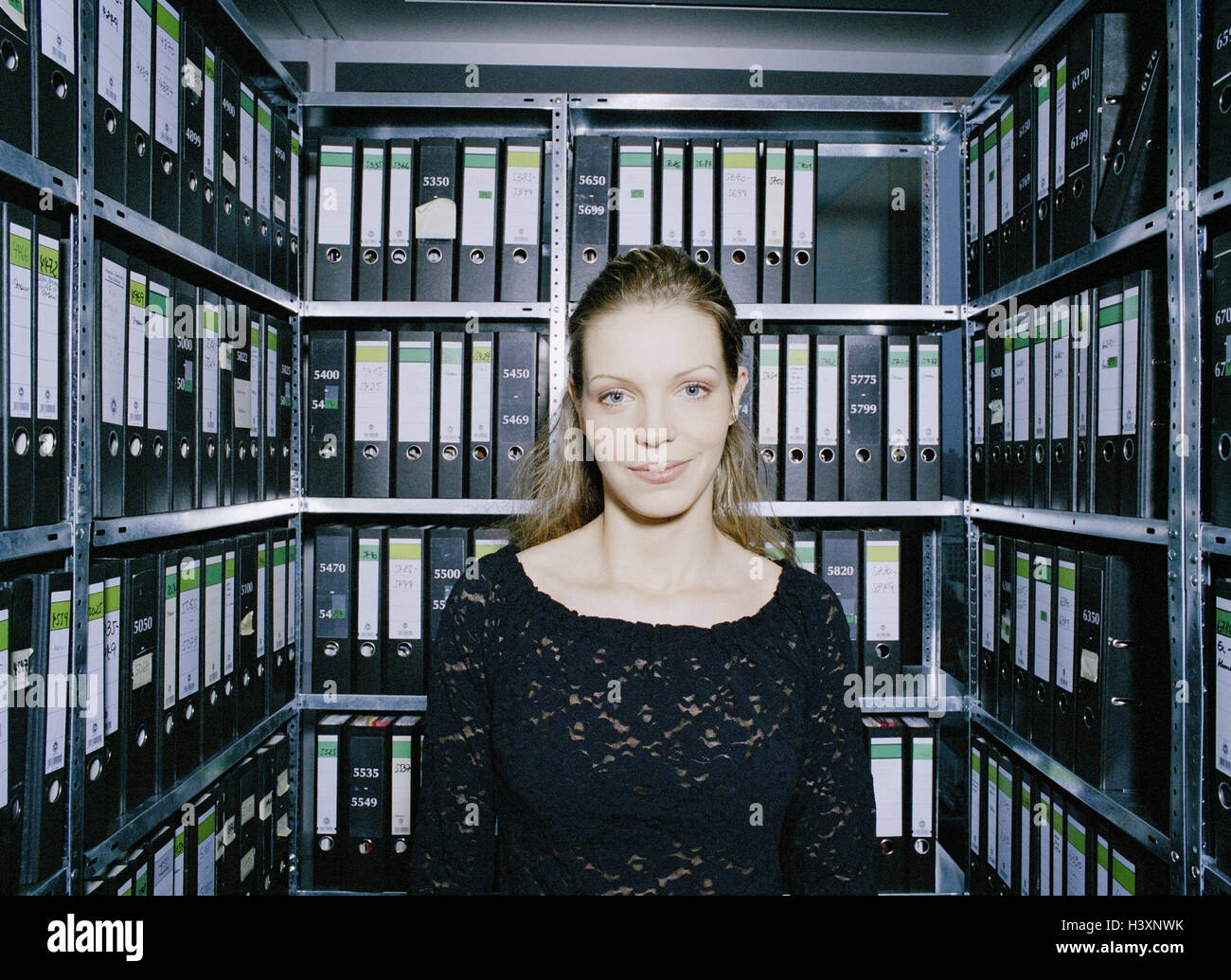 Archive filing system hi-res stock photography and images - Alamy