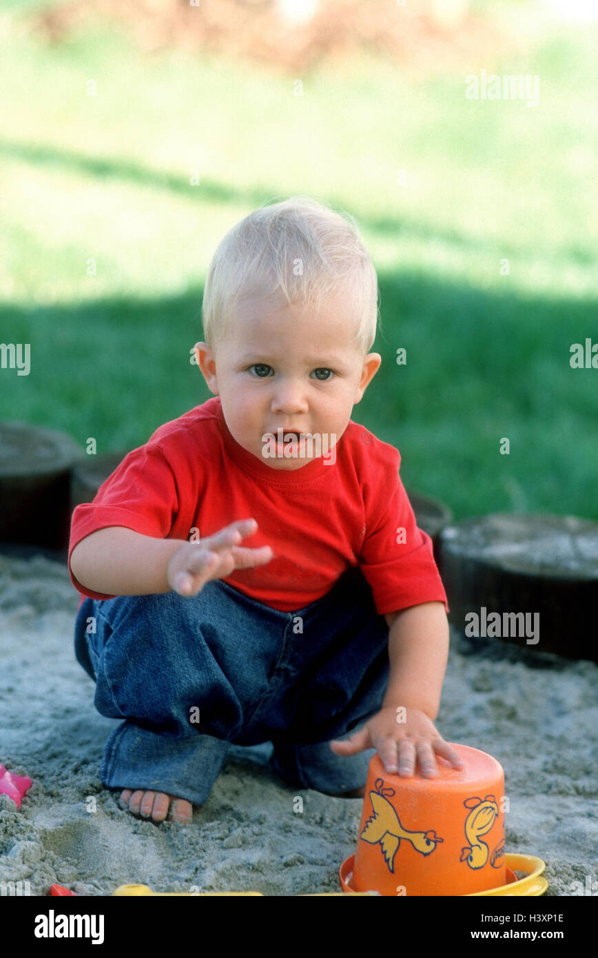 Sand box, child, boy, Sand, play, outside, garden, summer, Sand games ...