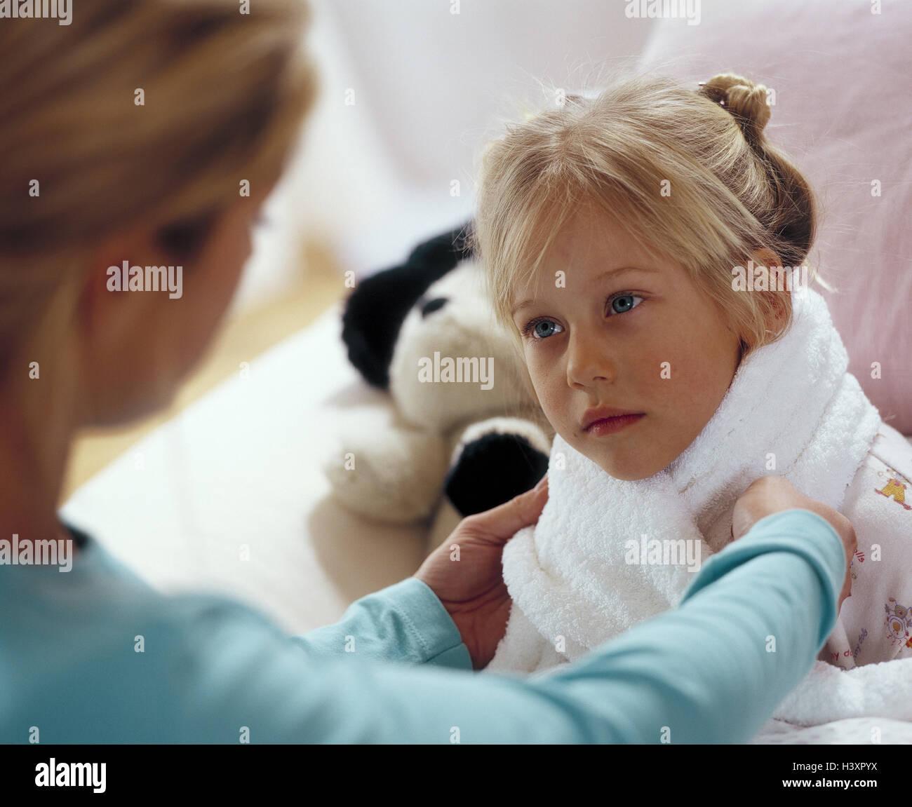 Girls, ill, nut, care, neck compress, woman, child, subsidiary, disease ...