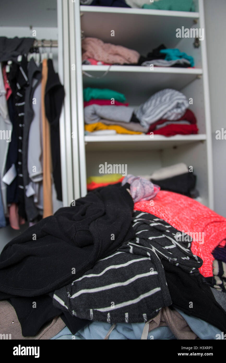 photo of a wardrobe Stock Photo - Alamy