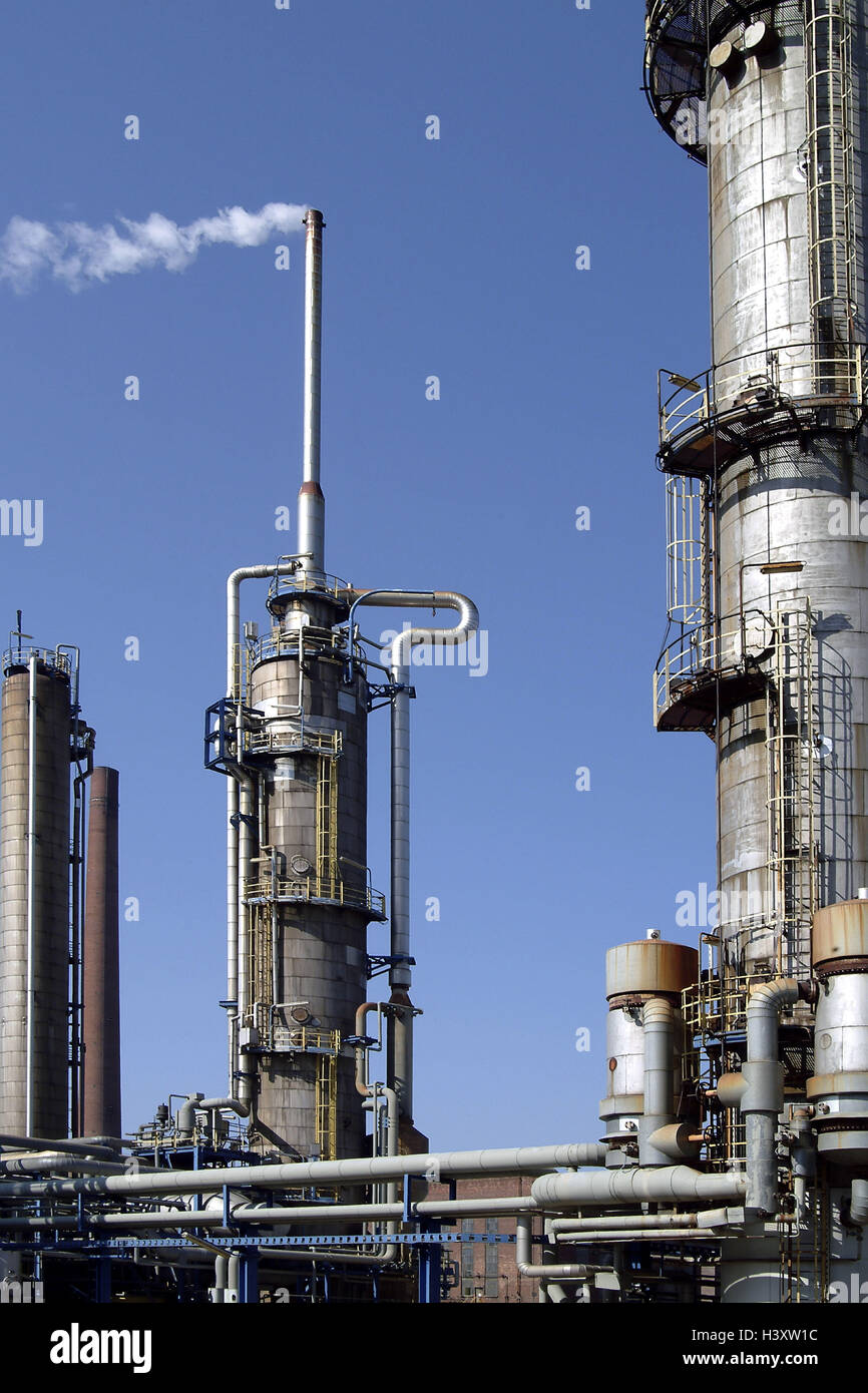 Refinery plant, detail, petroleum refinery, refinery, industrial plant ...