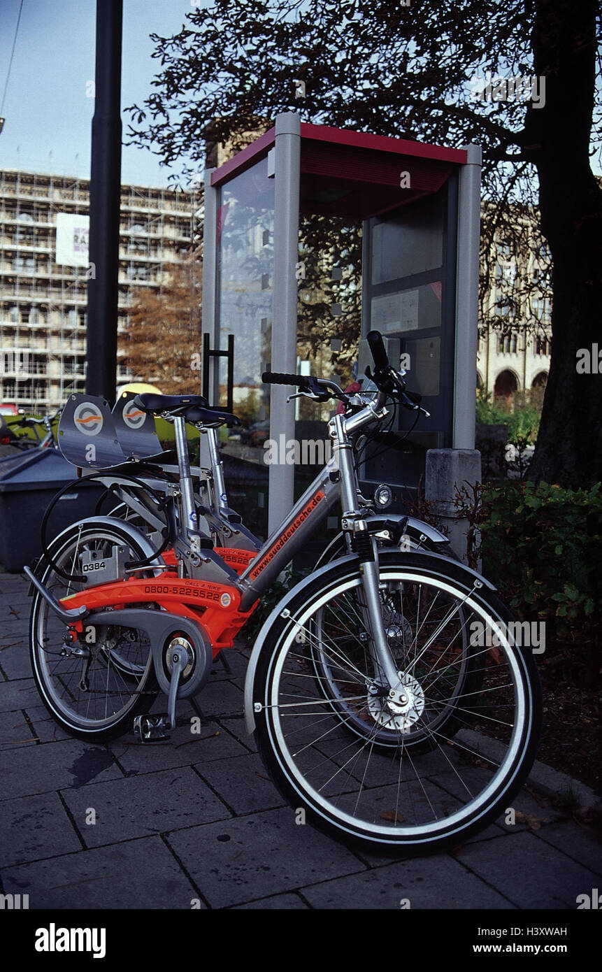 Lending bicycles hi-res stock photography and images - Alamy