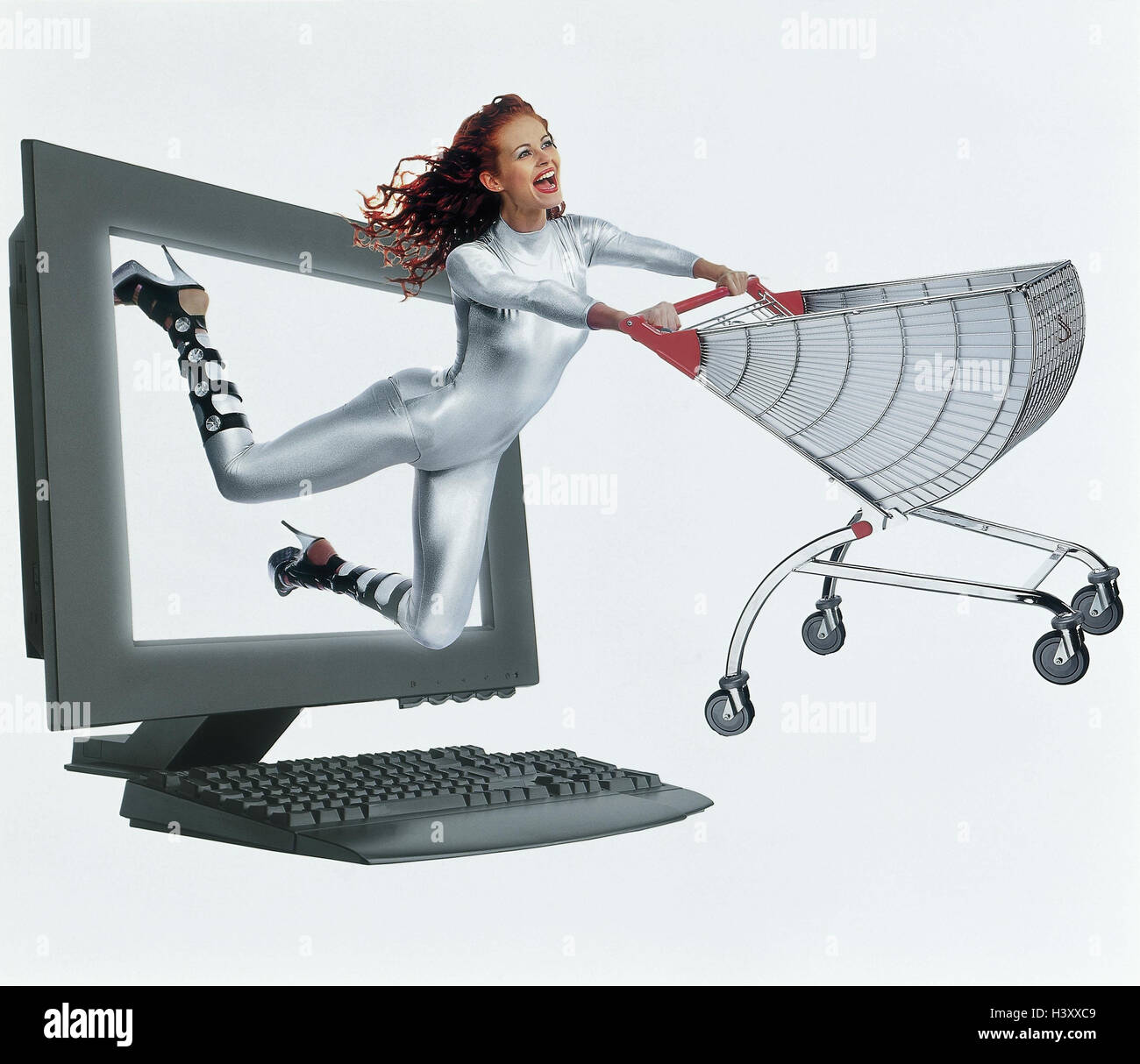 Online shopping basket hi-res stock photography and images - Alamy