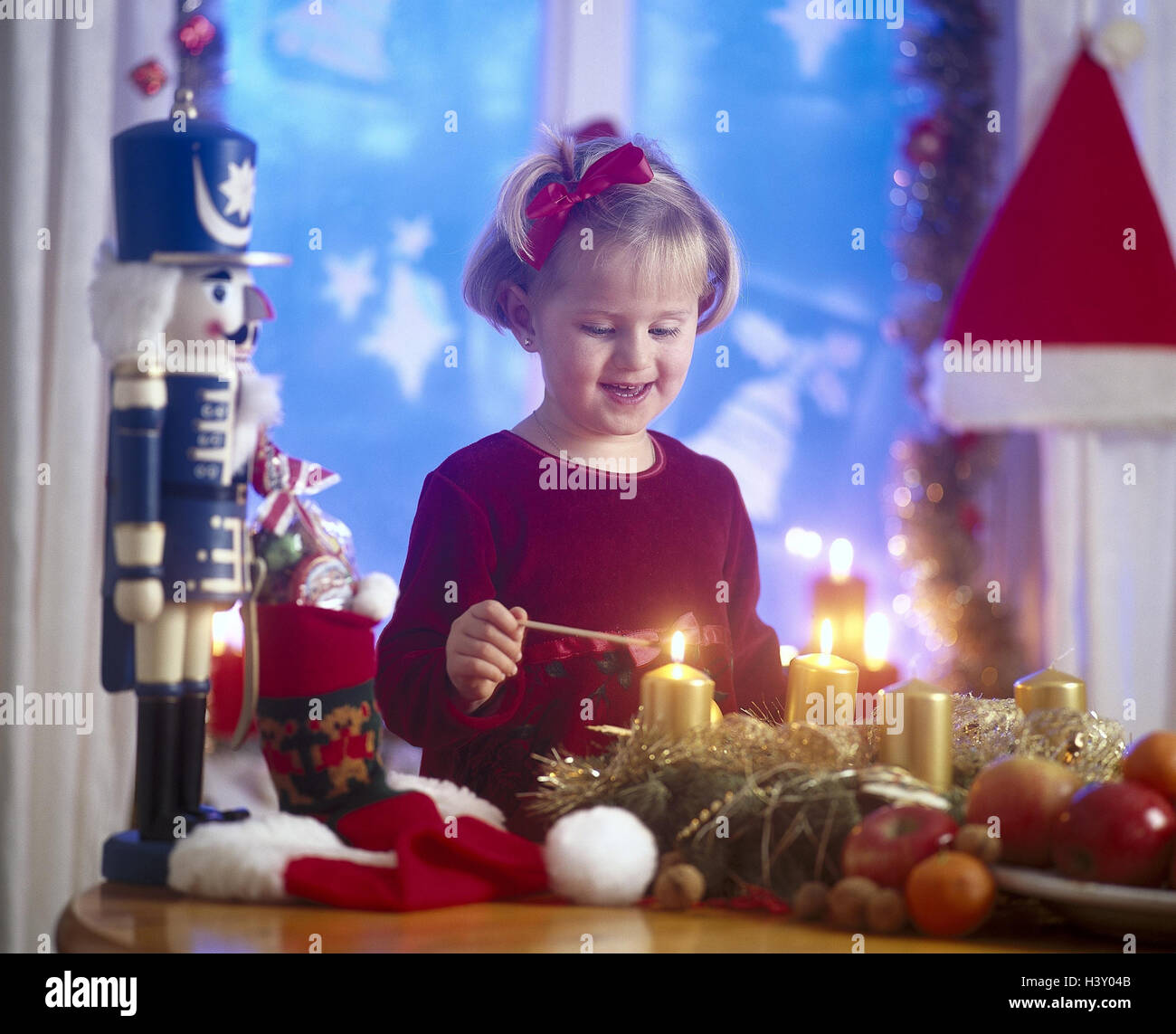 Advent, girl, Advent rim, candles, light, Christmas period, Advent ...
