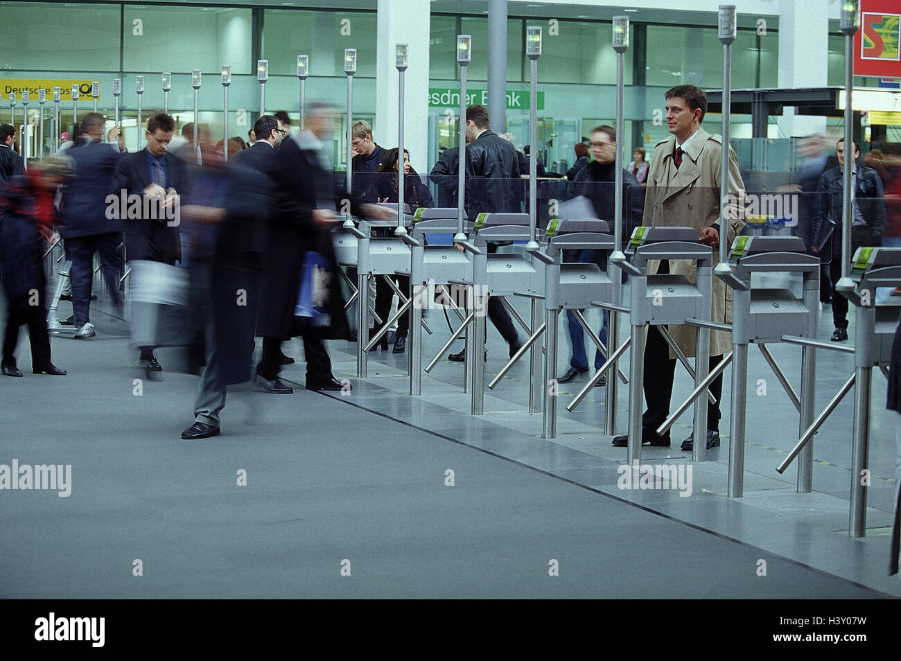 Unfamiliar site hi-res stock photography and images - Alamy