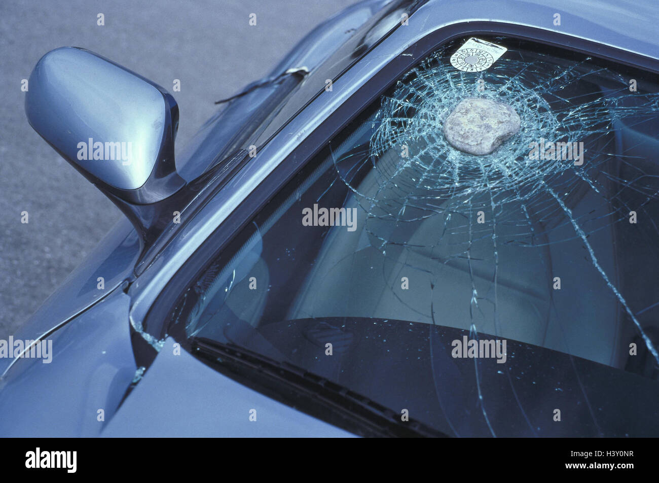 Car, detail, windscreen, rockfall, accident, traffic, passenger car ...