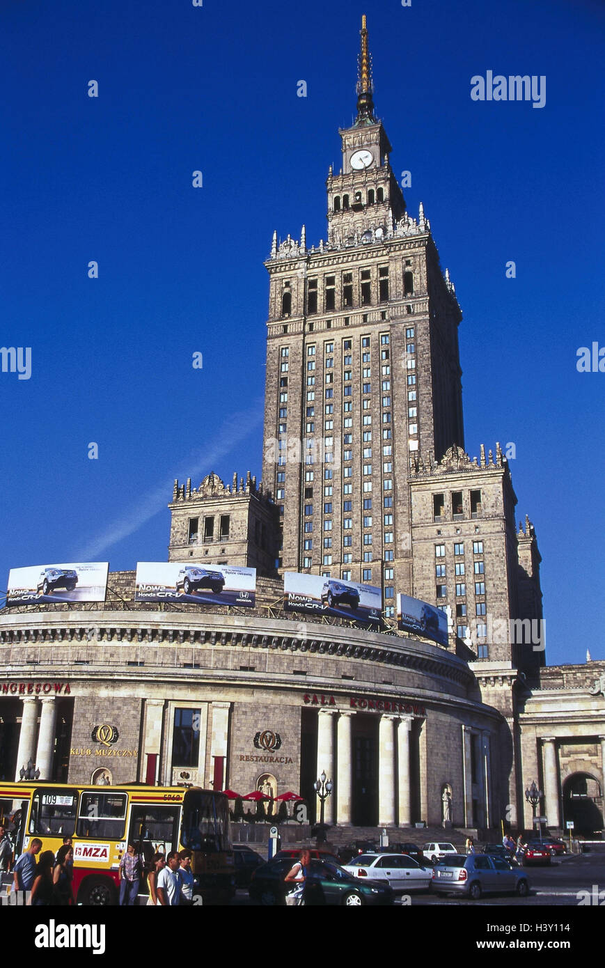 Poland, Warsaw, cultural palace, congressional centre, street scene ...