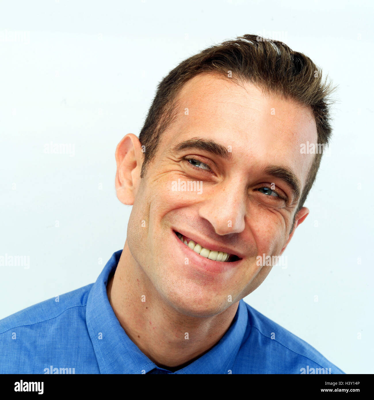 Man, young, smile, portrait, model released, head, side view, slantwise ...