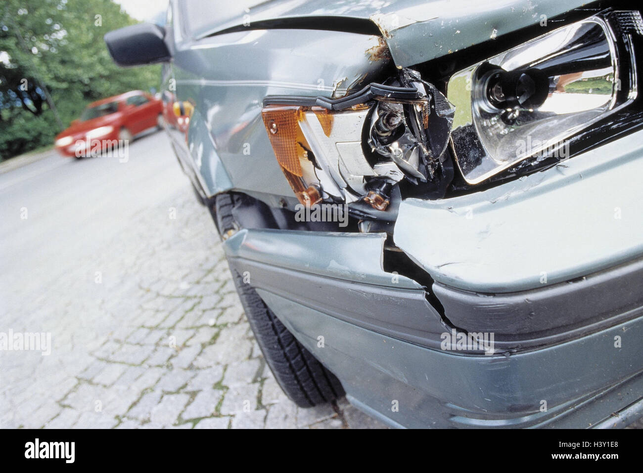 Damaged fender hi-res stock photography and images - Alamy