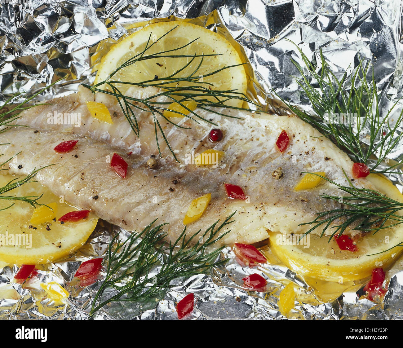 Paprika pieces fish hi-res stock photography and images - Alamy
