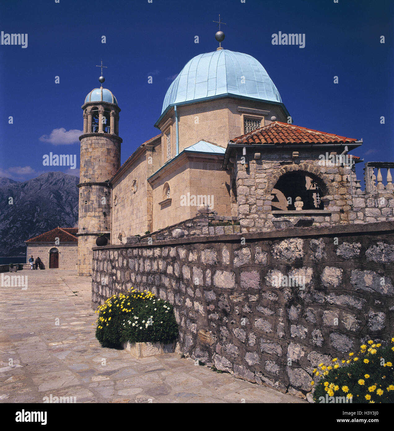 Montenegro, Perast, island Gospa od, Skrpjela, church, church defensive ...