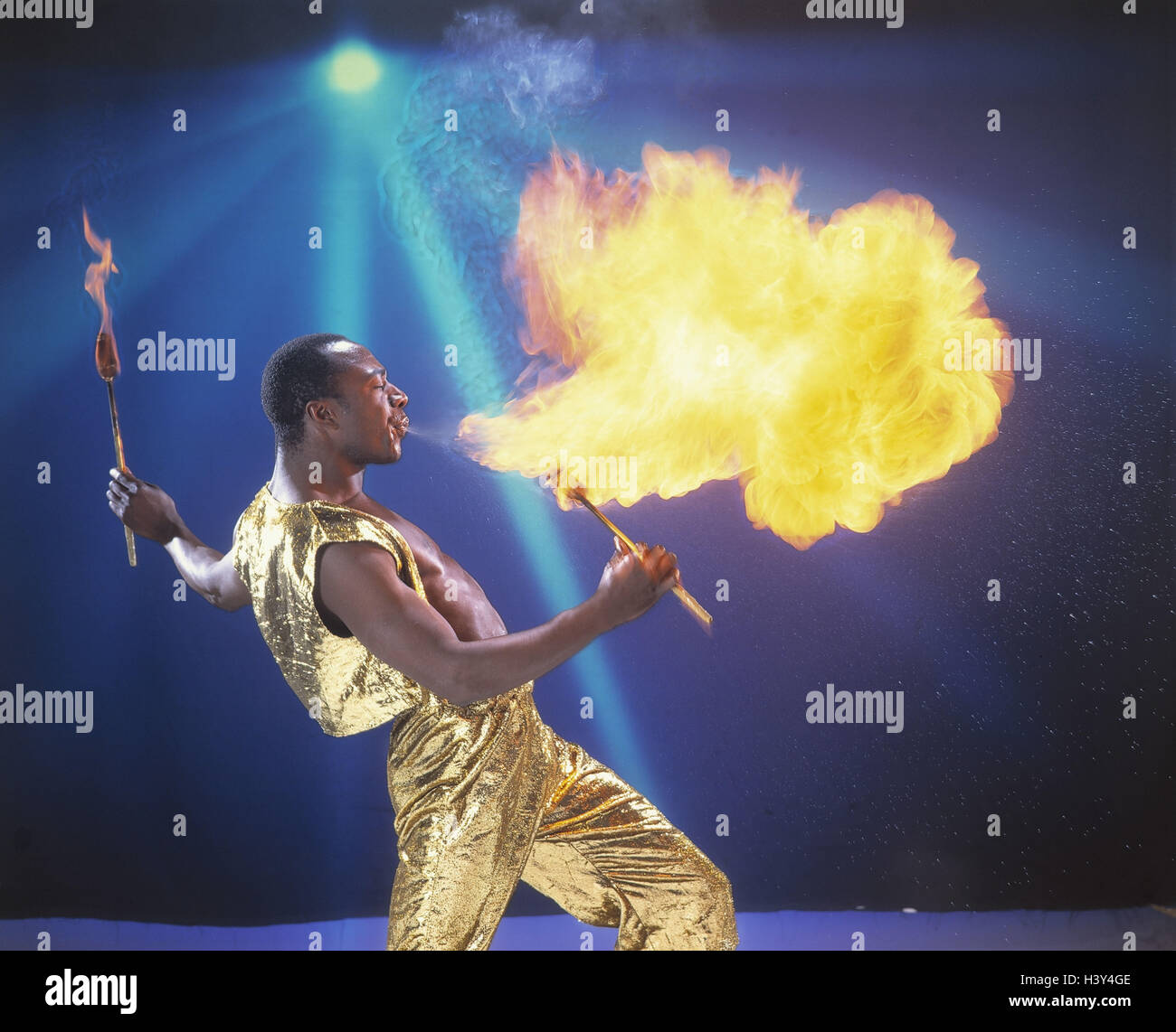 Feuerspucker, man, non-white, black, dark-skinned, costume, show plate, showing, artiste, artist ...